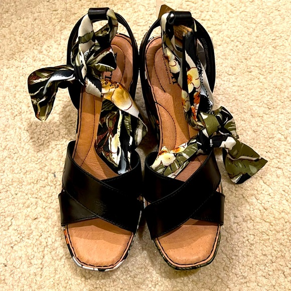 Born | Shoes | Born Womens Salton Black Floral Scarf Tie Leather Sandal ...